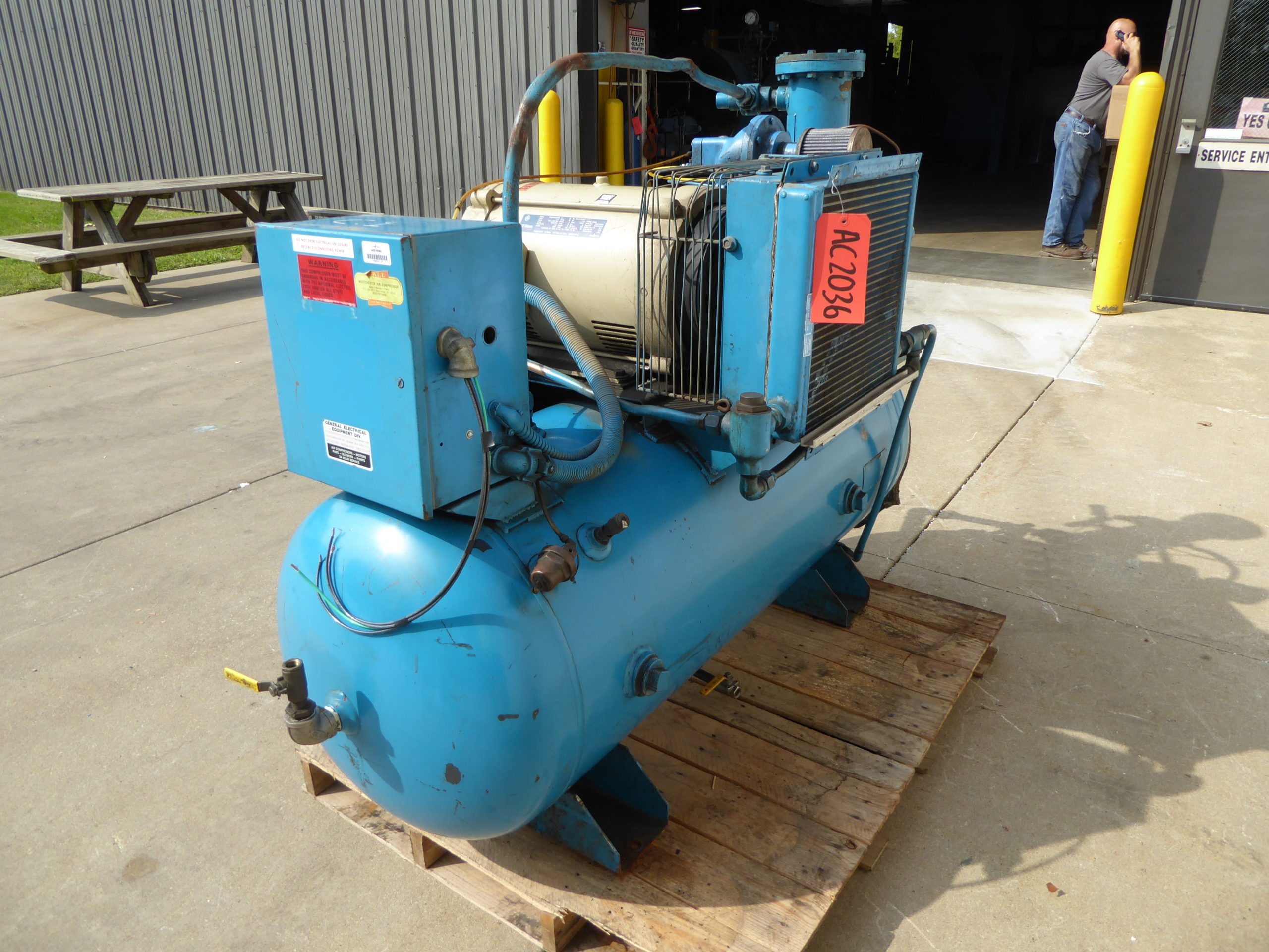 Used – Leroi 25 HP Air Compressor AC2036-Air Compressors | Ronatec