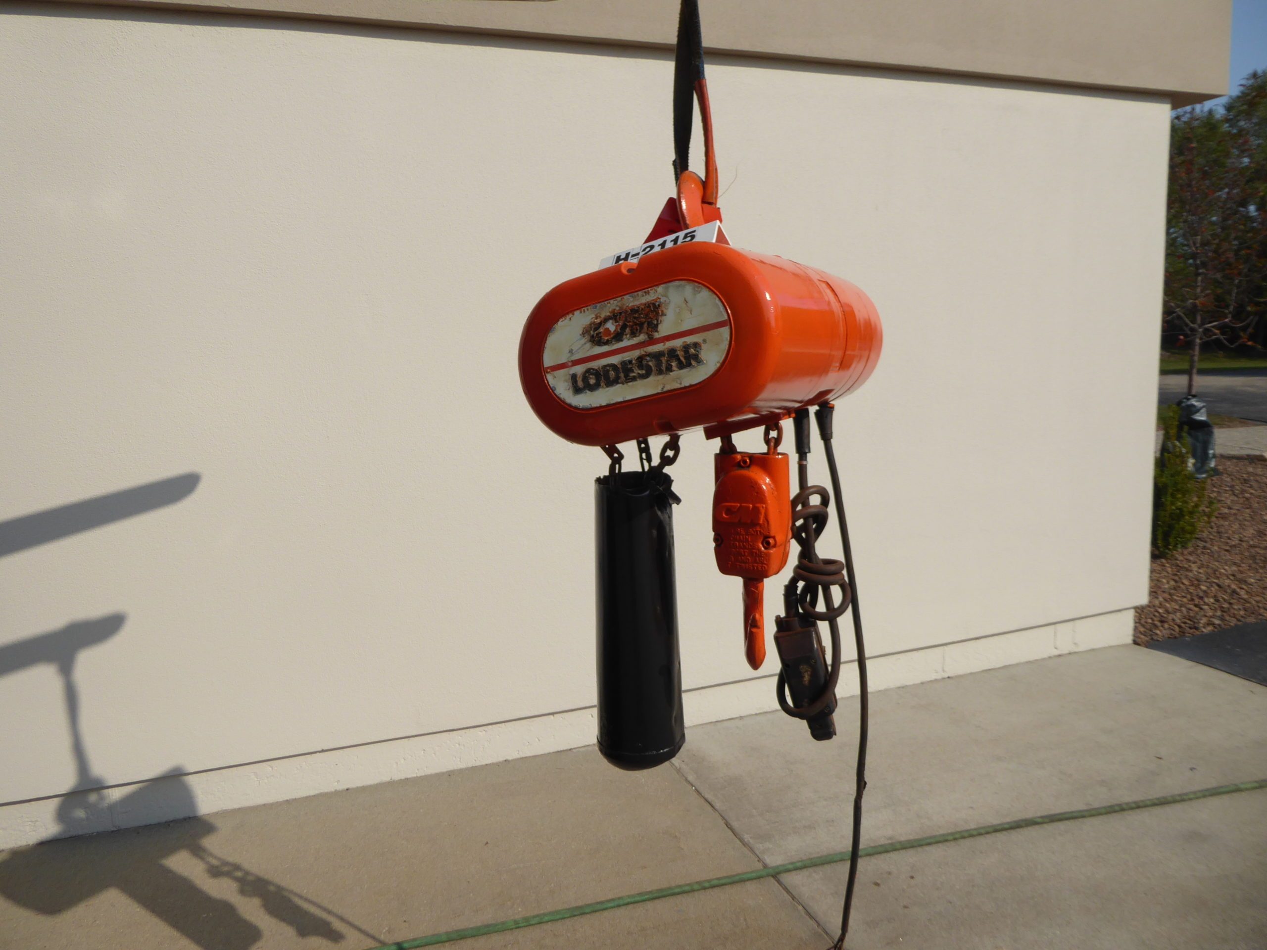 CM 2 Ton Hoist H2115 | Ronatec