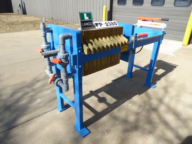 Met-Chem 2 Cu’ Expandable To 3 Cu’ Manual Hydraulic Filter Press FP2385 ...
