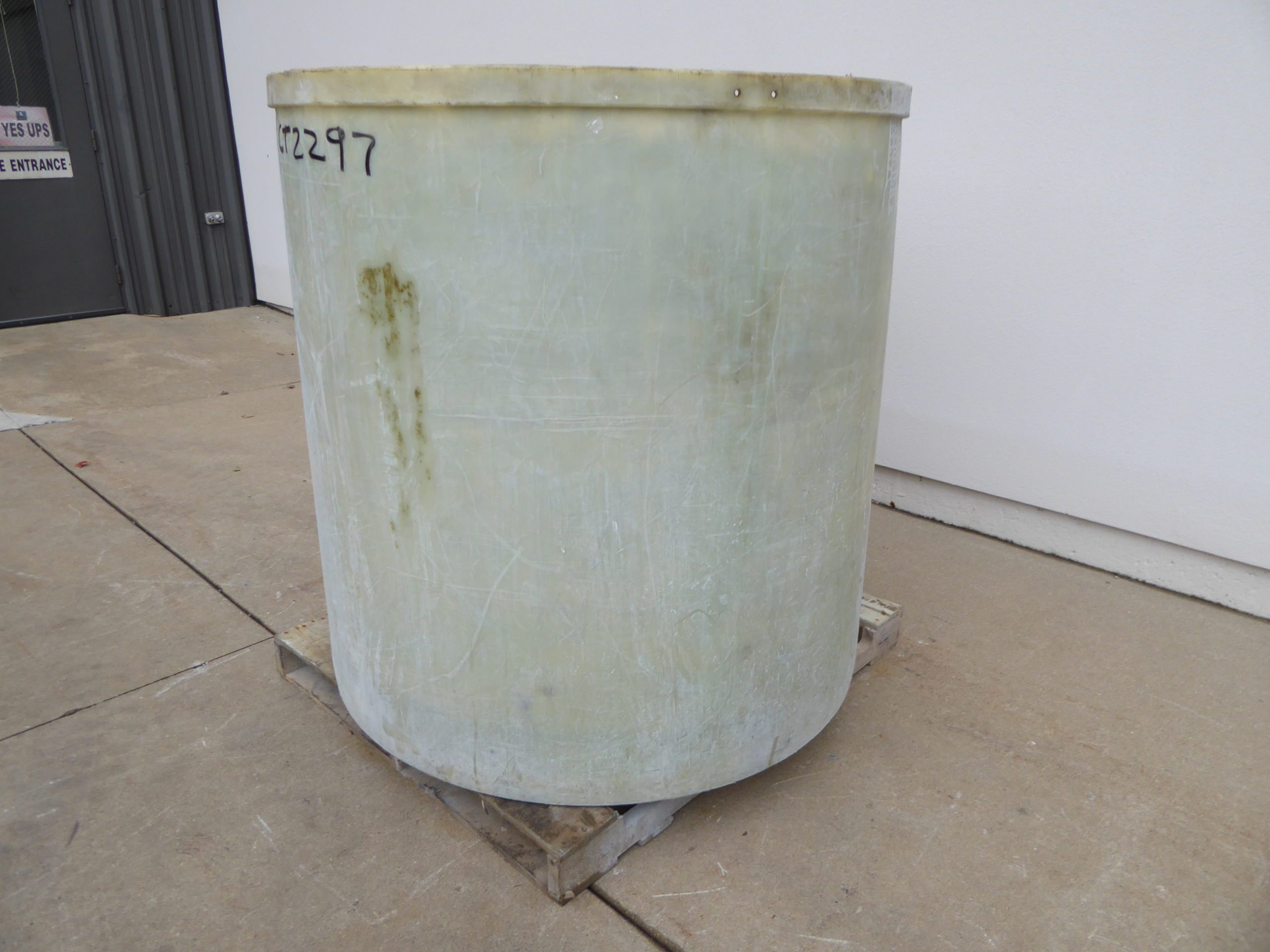 350 Gallon Poly Round Tank CT2297 | Ronatec